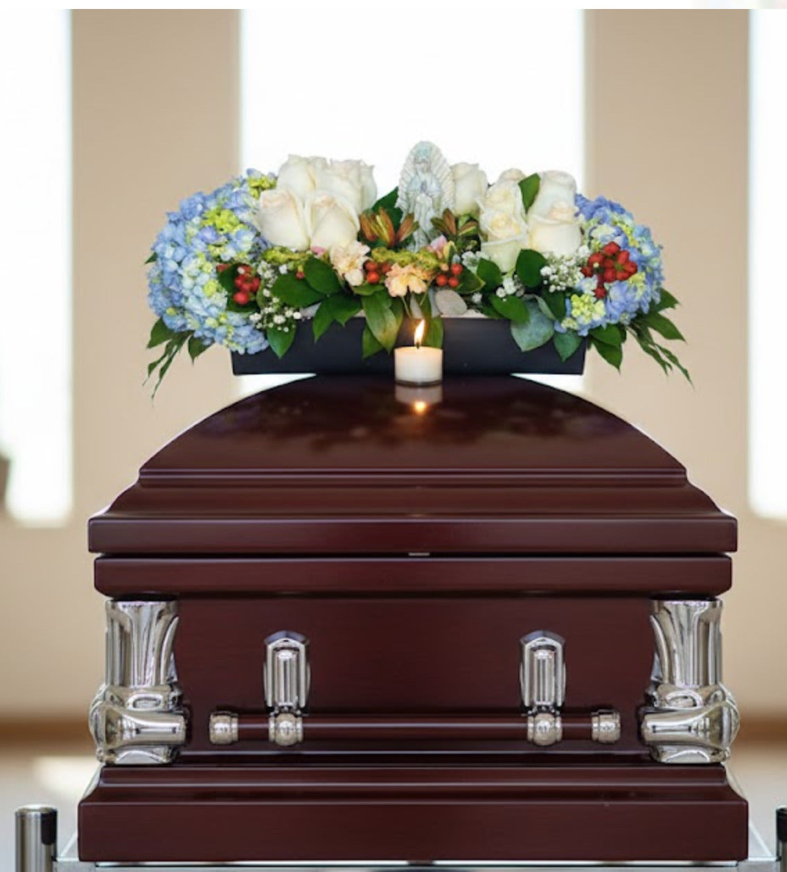 CAJA FUNEBRE DOLORES – Bukaflor